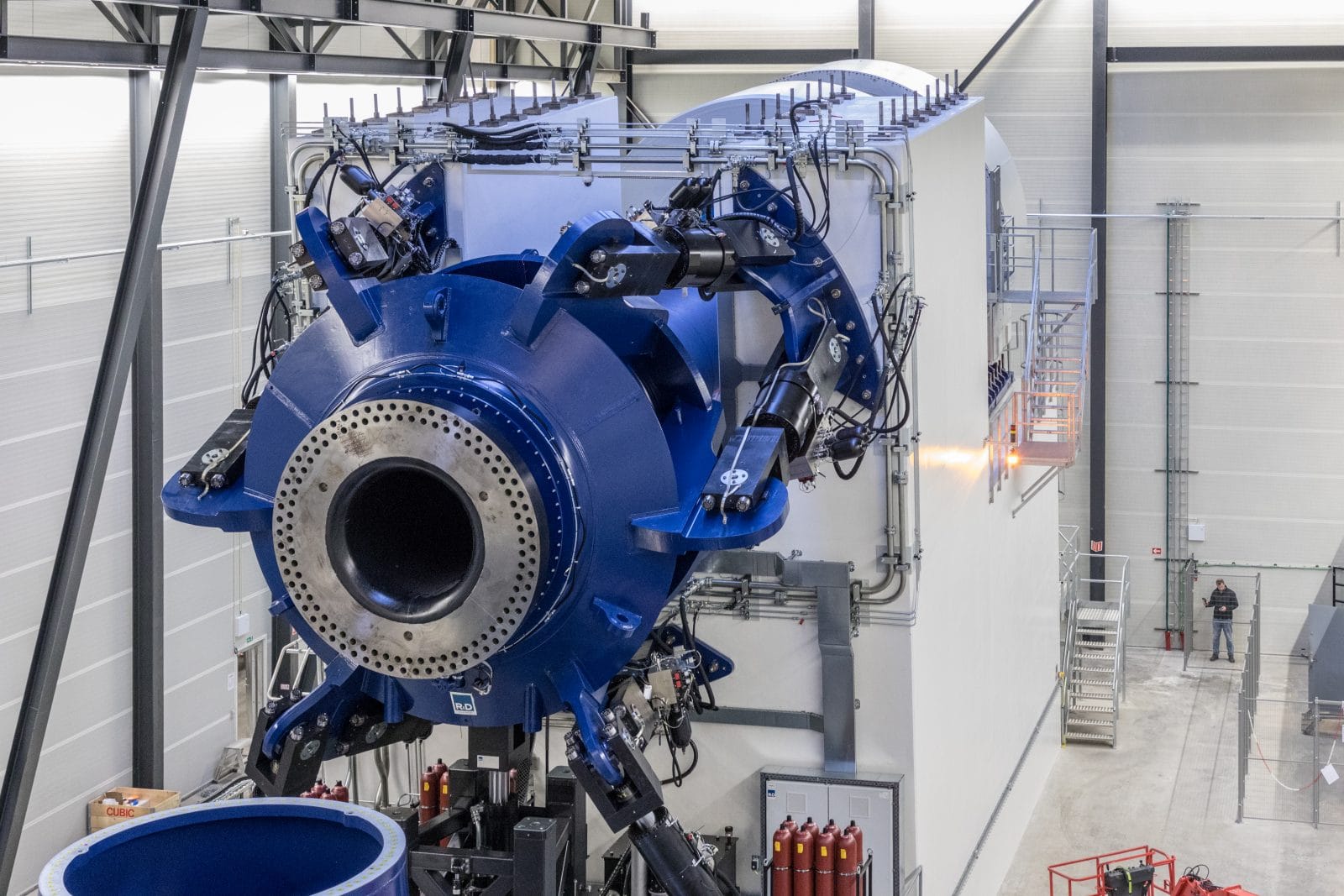 R&D delivers one of the world’s largest and most advanced test bench to ...